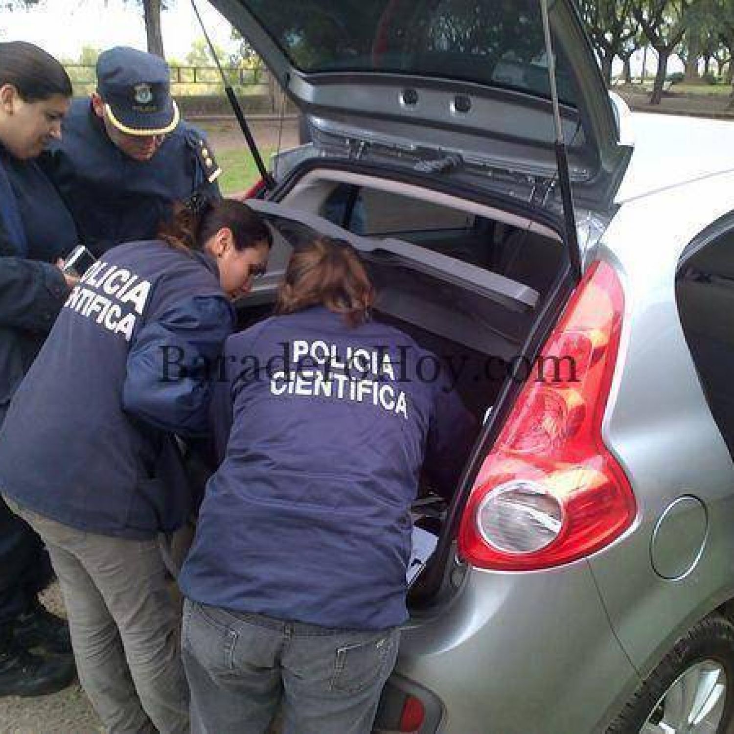 Betty Rodríguez: Sobre el suicidio de un hombre en la barranca de San ...