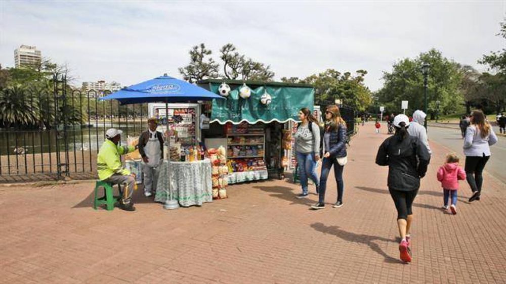 Bares en plazas: sólo avanzan tres proyectos que dividen a los vecinos Bares en plazas: sólo avanzan tres proyectos que dividen a los vecinos