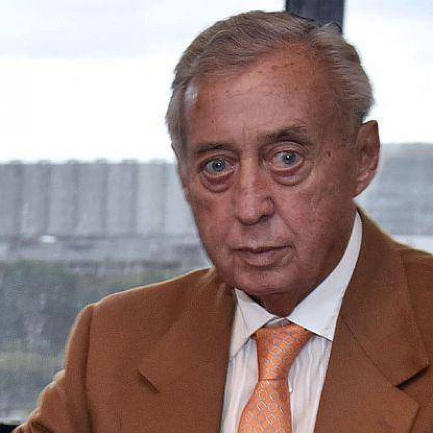 Cornide: "Con esta política económica no creo que el consumo se recupere"