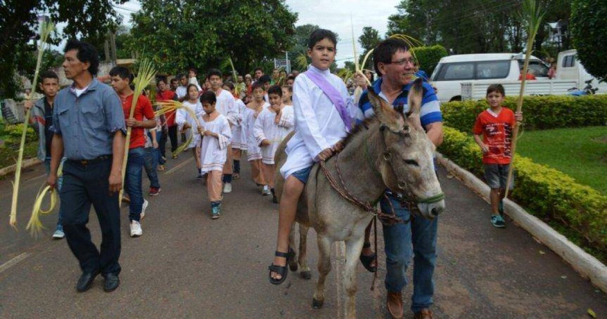"Pindo ñemongarai", en Ybycui