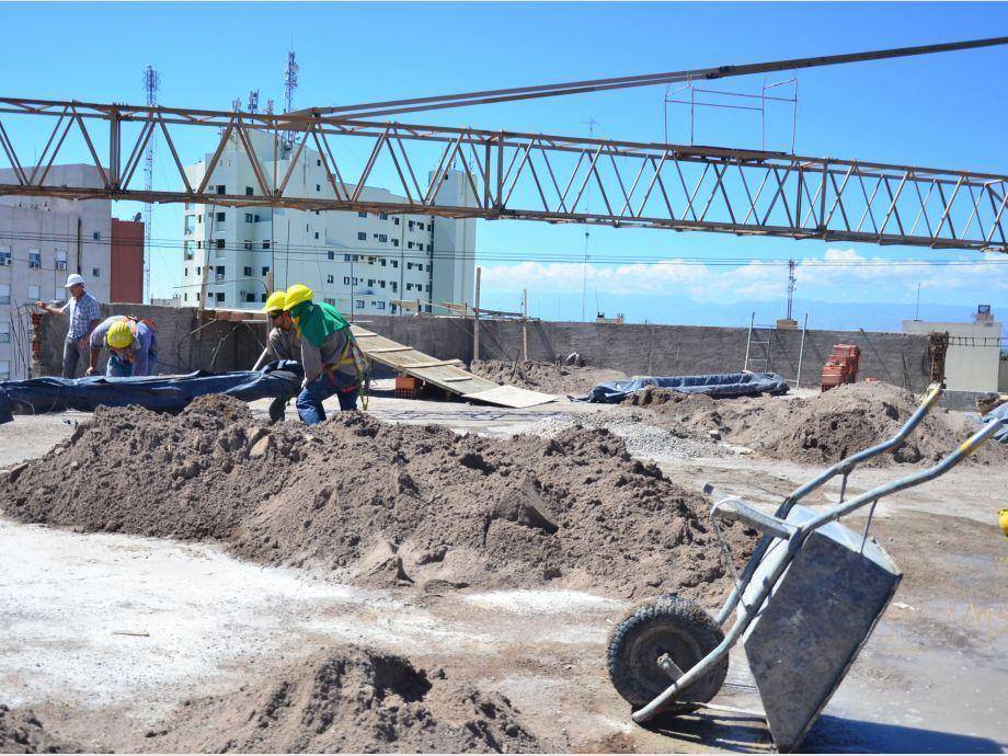 San Juan es la tercera provincia donde más disminuyó el consumo de cemento San Juan es la tercera provincia donde más disminuyó el consumo de cemento