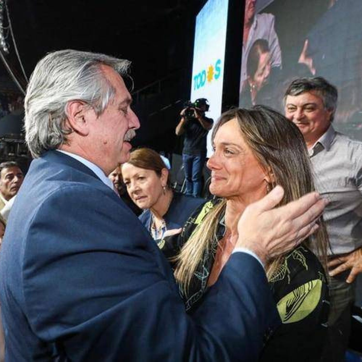 De La Acción Social A Dirigir Aysa Una De Las Principales Empresas Del