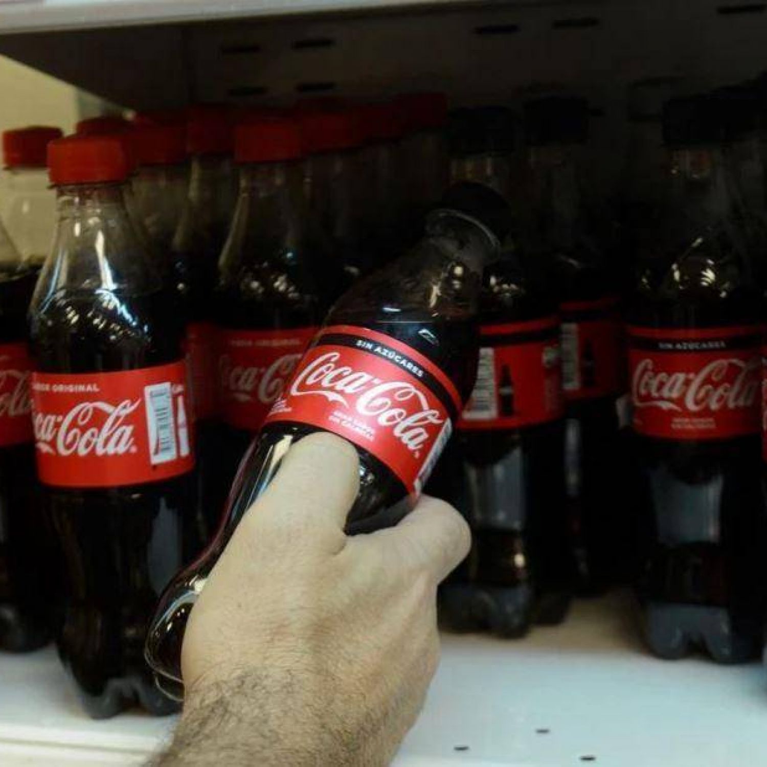 Adiós al azúcar: Coca-Cola busca reinventarse y elige a una agencia ...