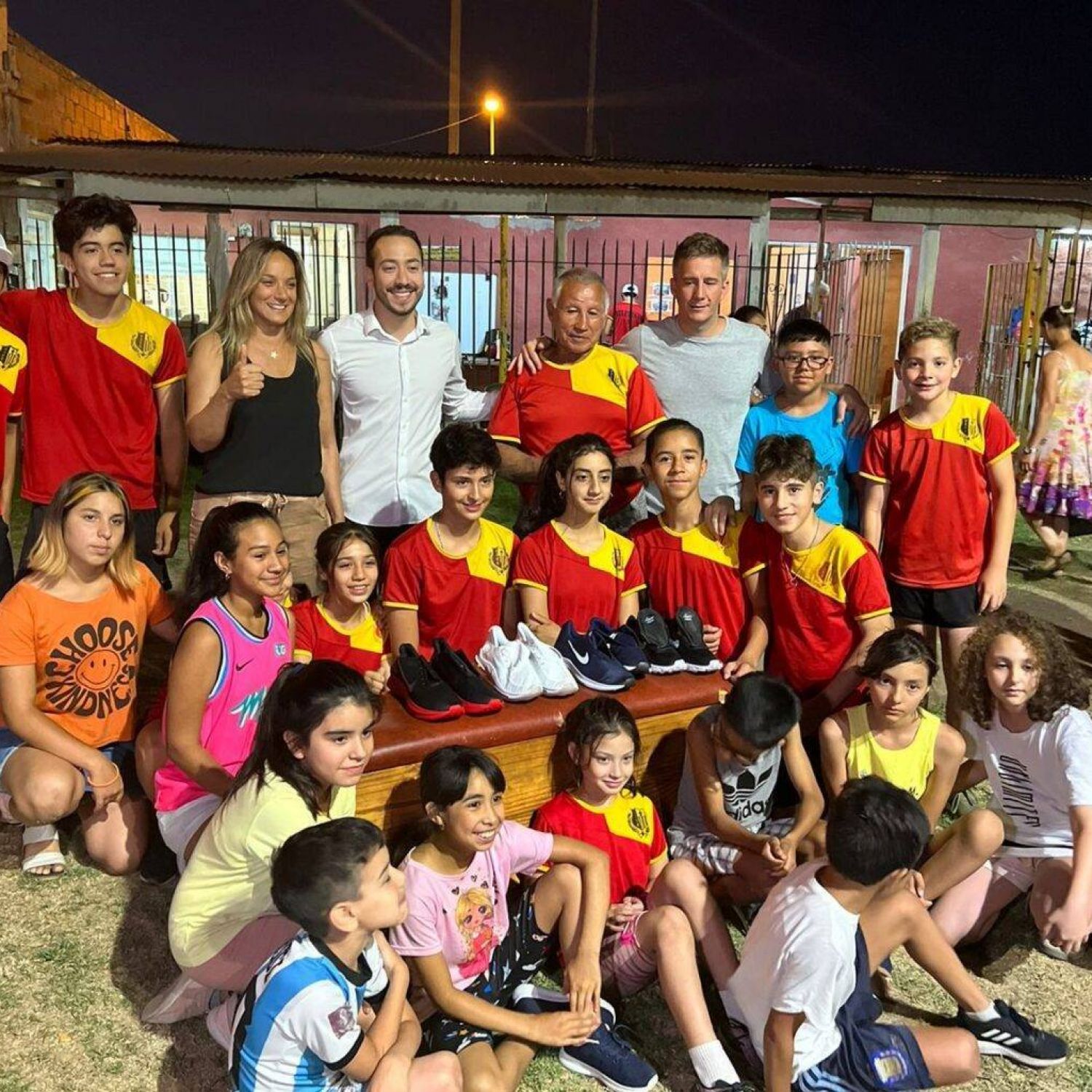 Malena Galmarini acompañó la firma de un permiso de uso de un terreno para la Asociación ...