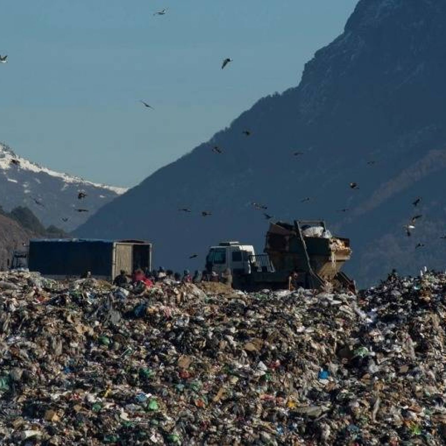 Adónde van los líquidos que escurren del basural de Bariloche