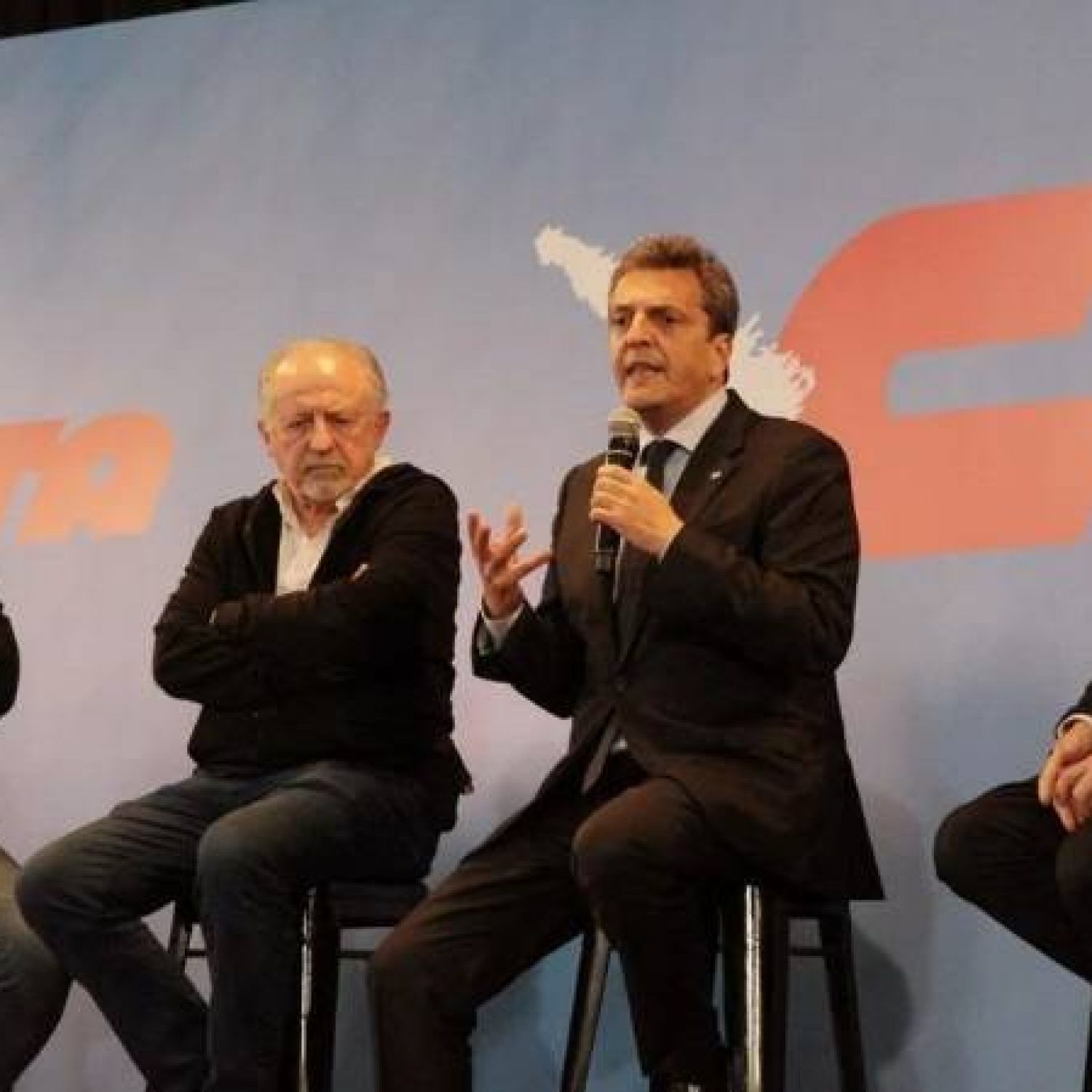 Los Gremios K Presionan Por Una Suma Fija Generalizada Pero La Cgt