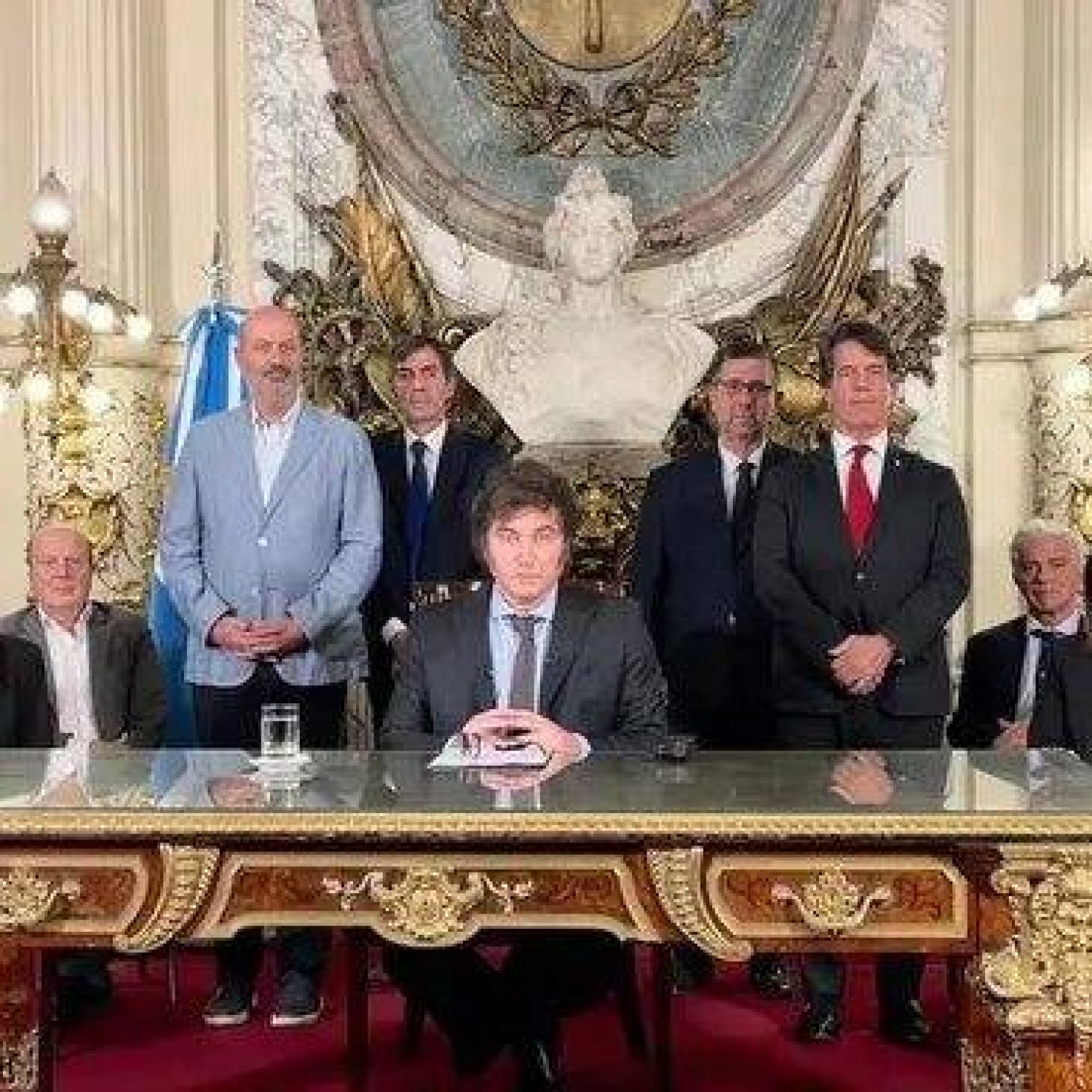 Gobierno confirmó que el DNU comenzará a regir desde el 29 de diciembre