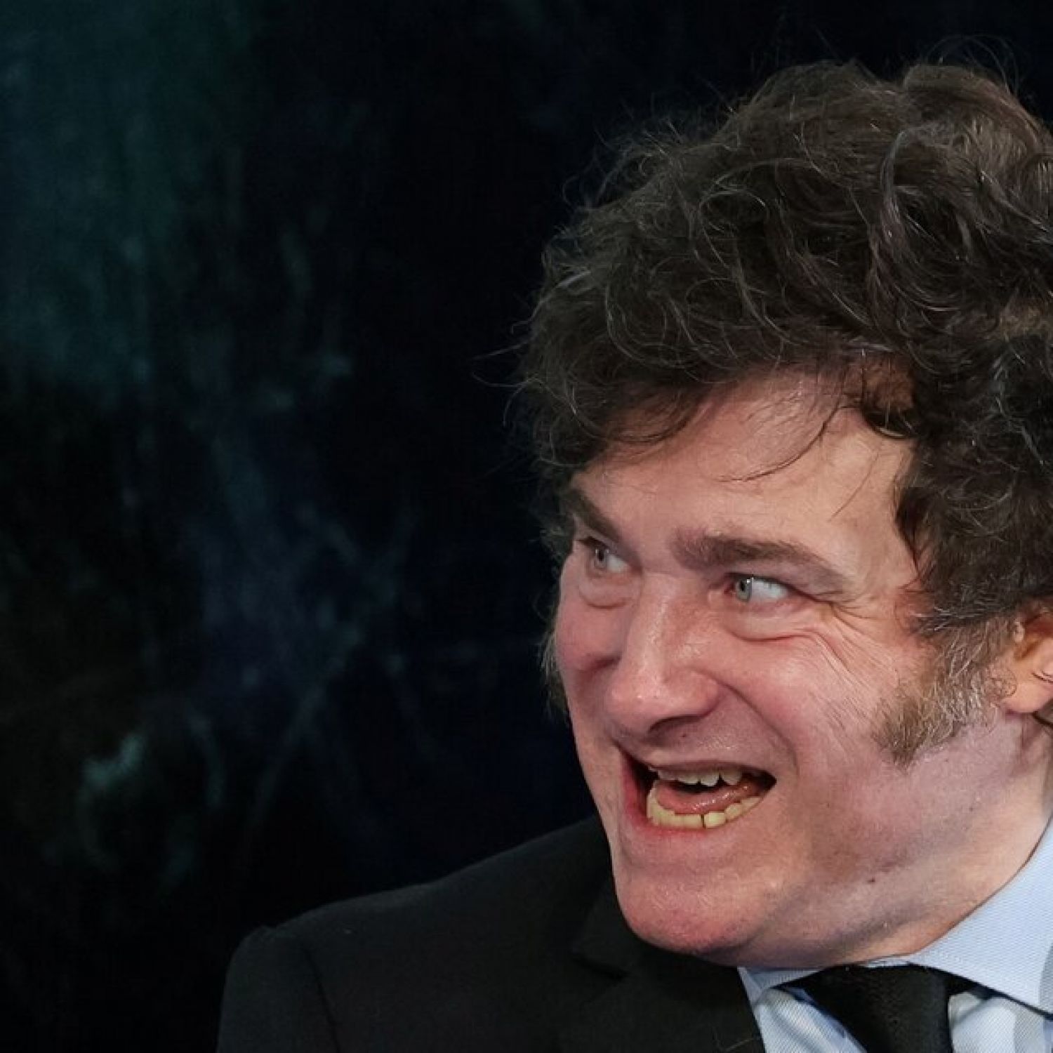 Milei ve fantasmas por todos lados