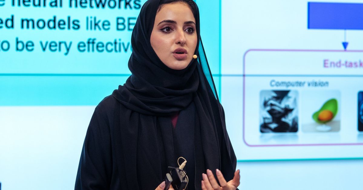 Una experta emiratí en inteligencia artificial aparece en la lista ...