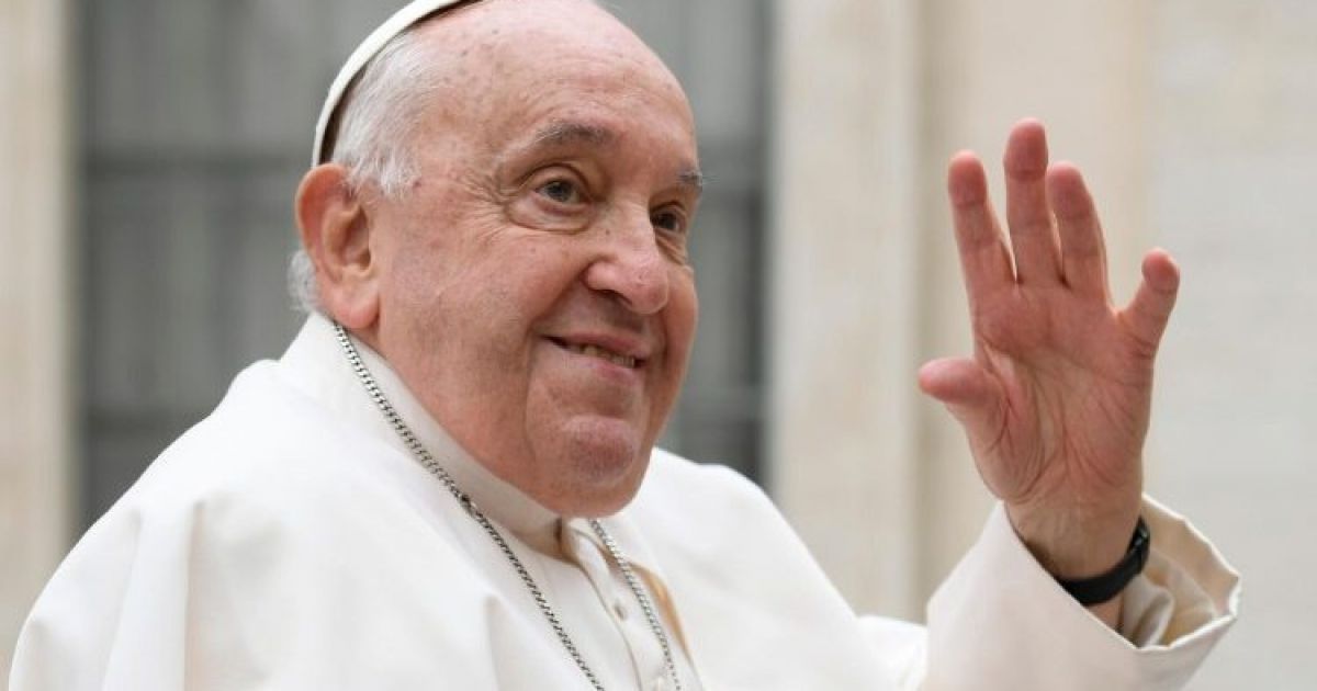 El Papa: Los humildes y los pobres dan testimonio del nacimiento de Jesús