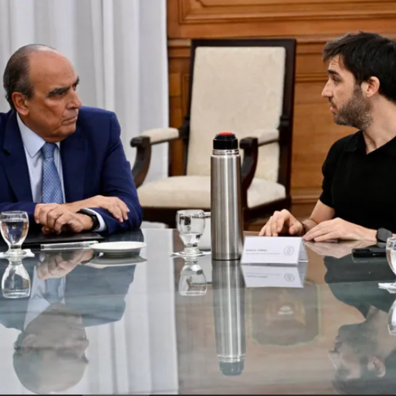 Ignacio Torres anunció una inversión millonaria en hidrógeno verde para ...