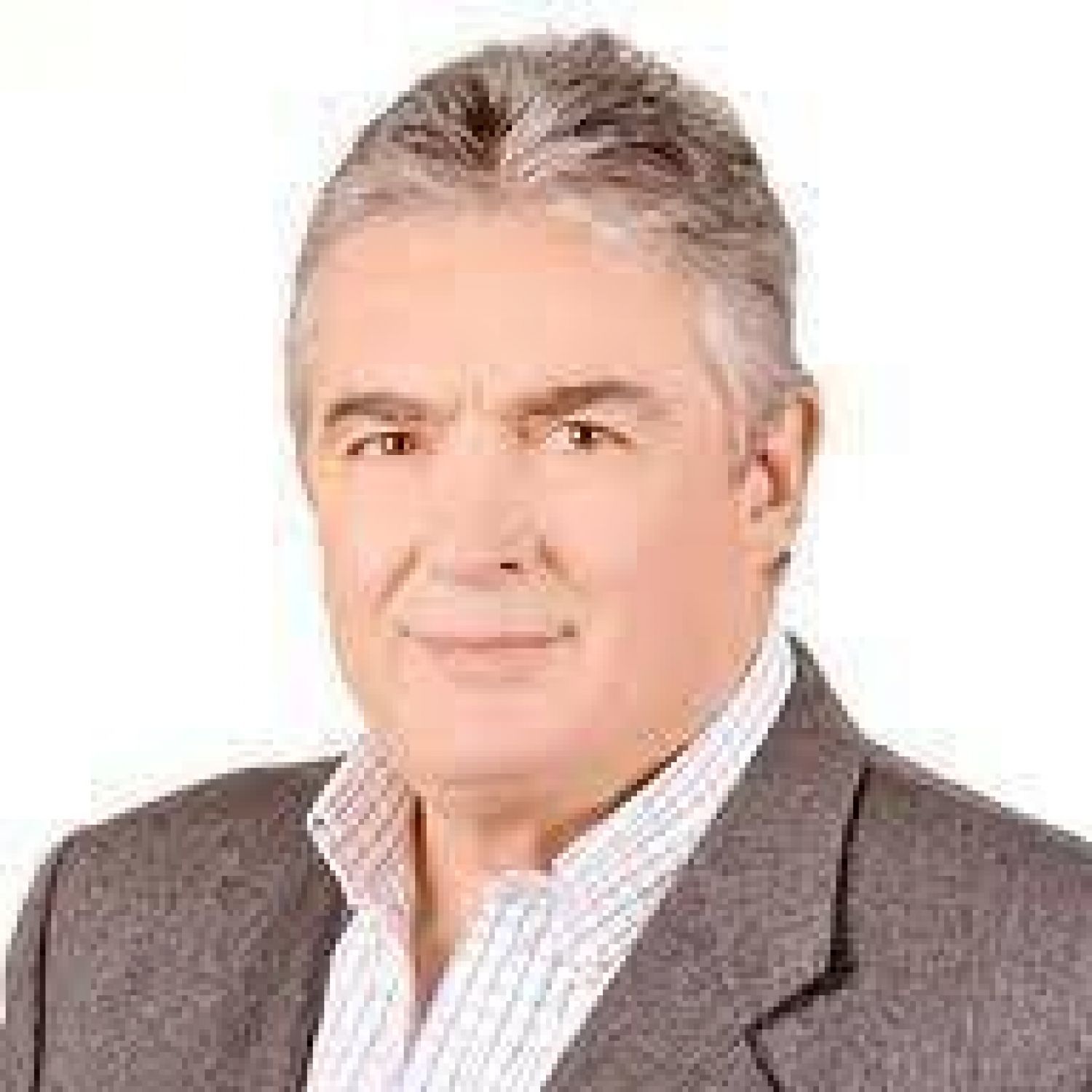 Jaime Linares será candidato a senador nacional