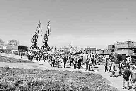 Isla De Marchi: crece el reclamo