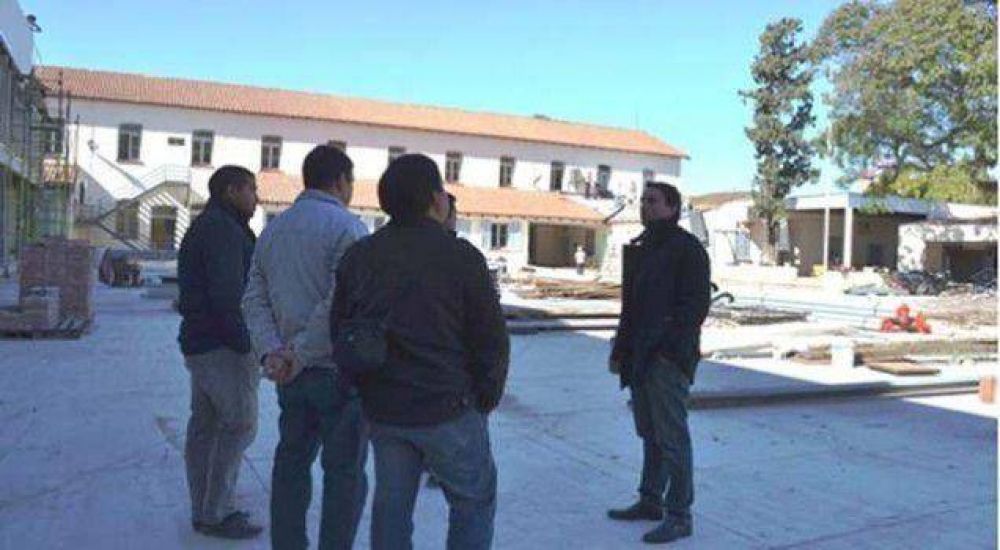 Avanzan las obras de ampliación de la escuela “Normal Sarmiento”