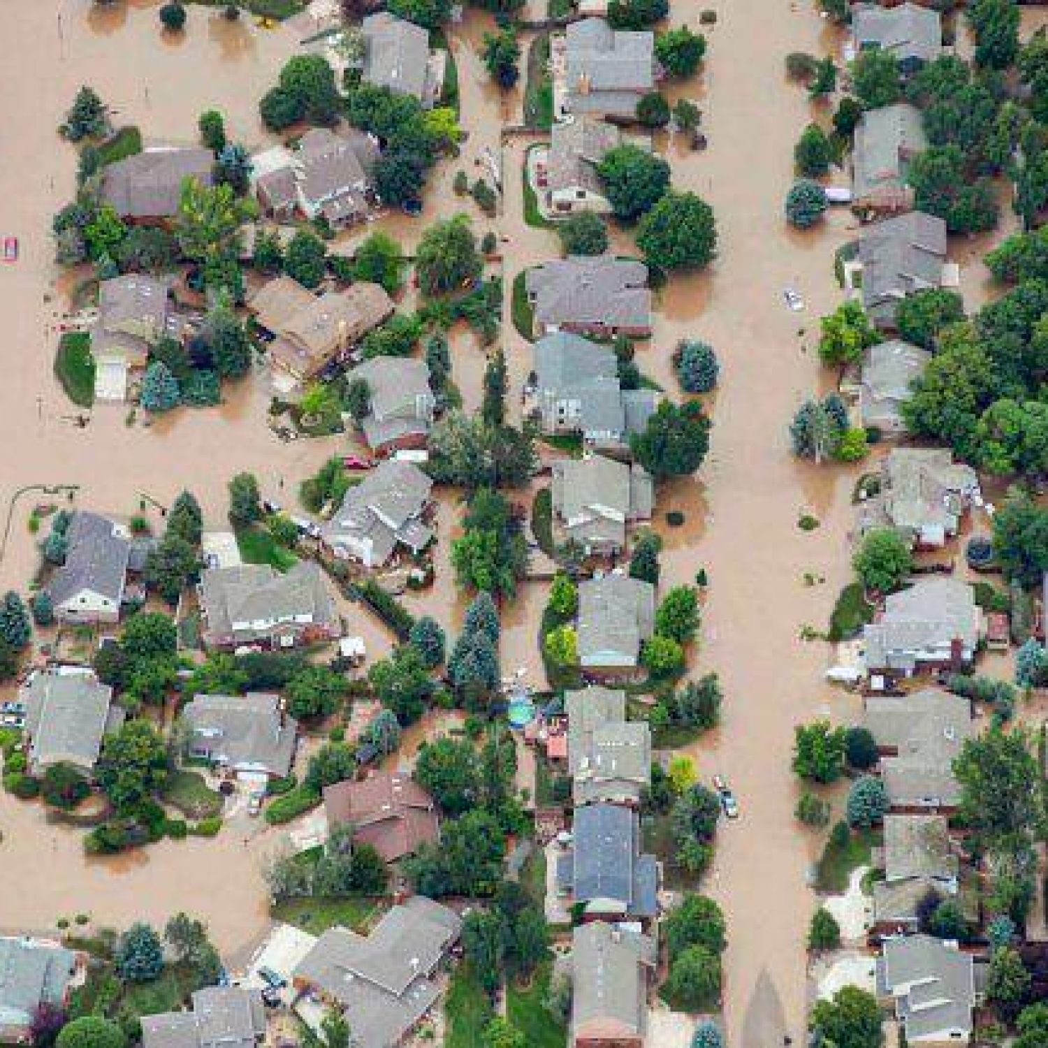 Eeuu Inundaciones Dejan 4 Muertos Y Al Menos 172 Desaparecidos