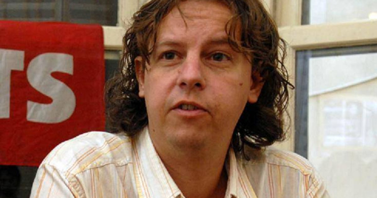 Biografia y Noticias de Christian Castillo ||| TresLineas.com.ar