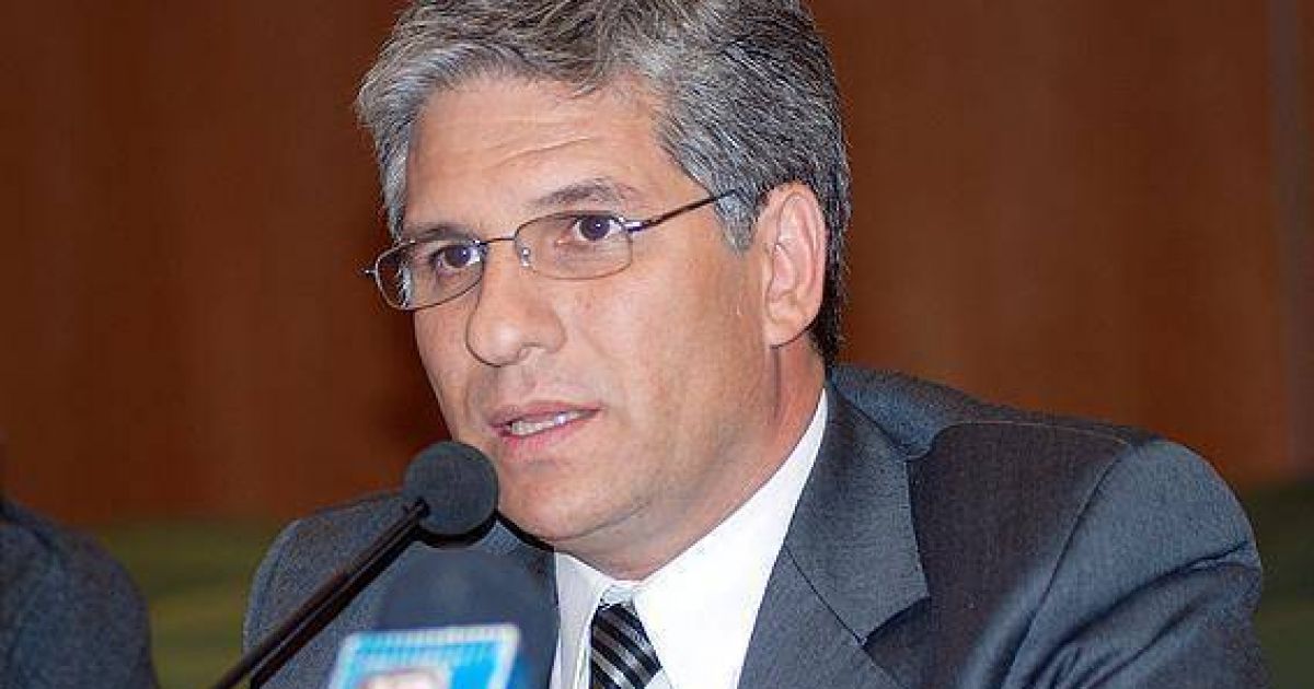 Biografia y Noticias de Claudio Poggi ||| TresLineas.com.ar