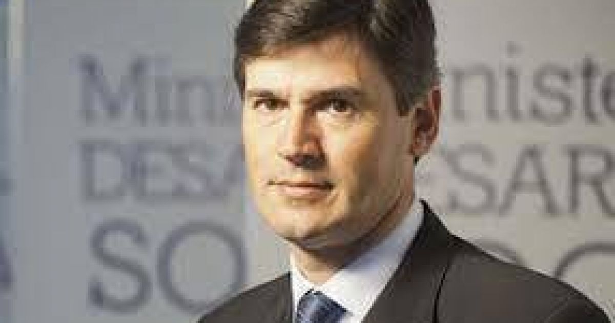 Biografia y Noticias de Daniel Passerini ||| TresLineas.com.ar