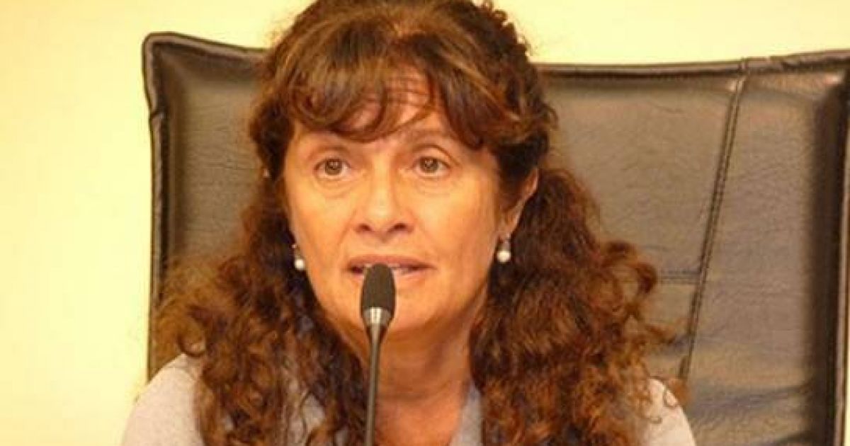 Biografia y Noticias de Isabel Grillo ||| TresLineas.com.ar