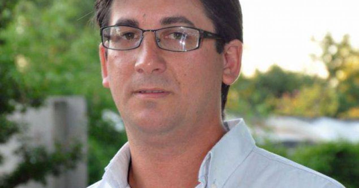 Biografia y Noticias de Julio Navarro ||| TresLineas.com.ar