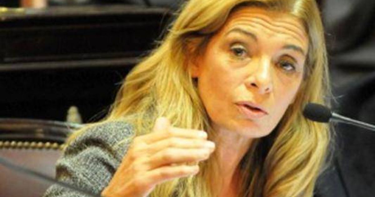 Biografia y Noticias de Laura Montero ||| TresLineas.com.ar