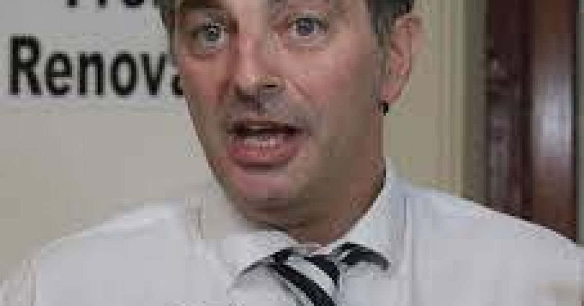 Biografia y Noticias de Martín Garate ||| TresLineas.com.ar