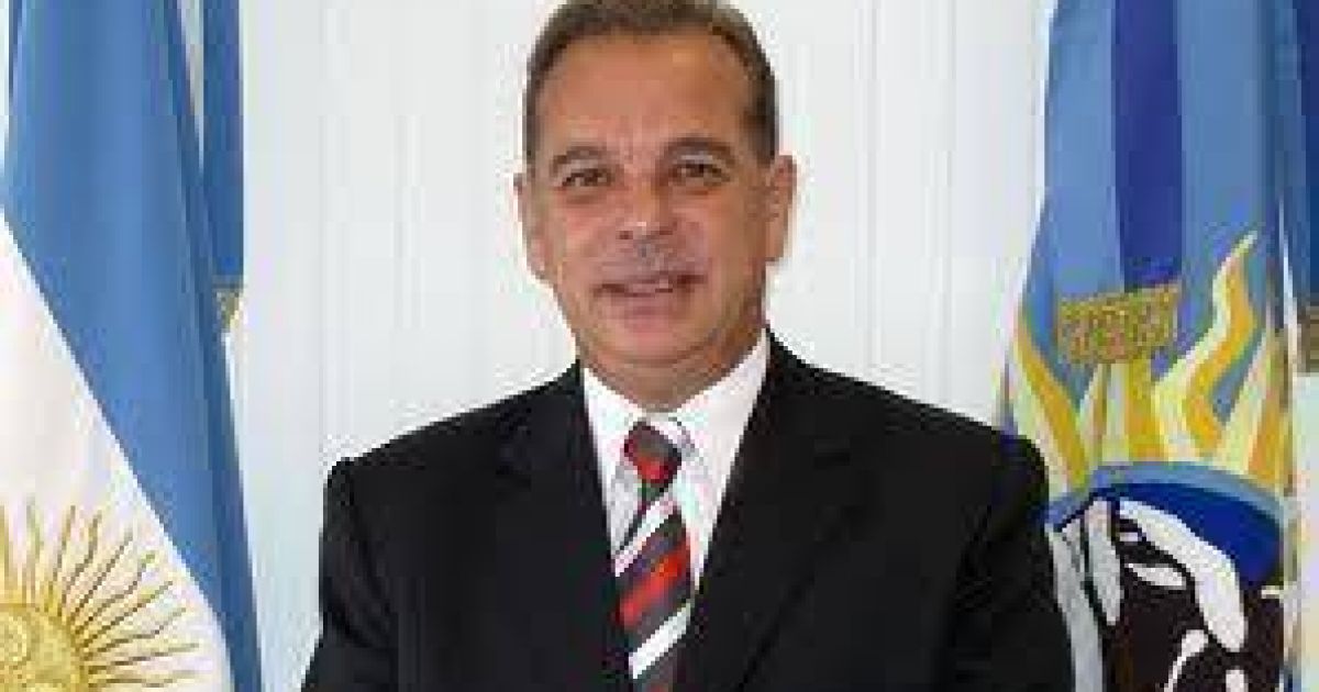 Biografia y Noticias de Rafael Gilmartin ||| TresLineas.com.ar