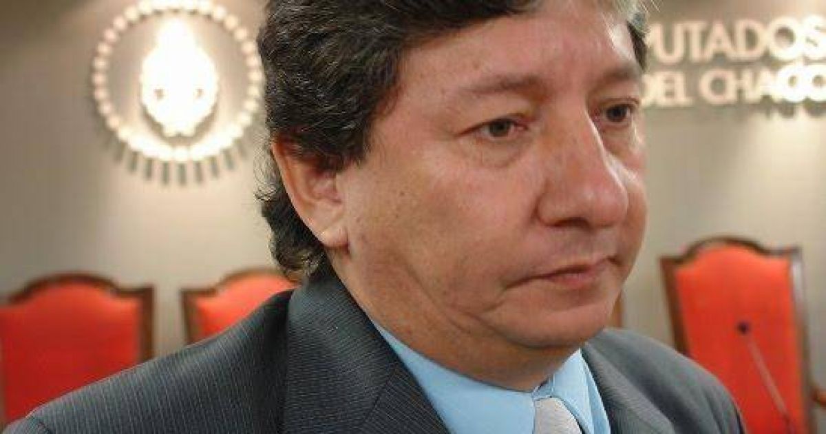 Biografia y Noticias de Raúl Acosta ||| TresLineas.com.ar